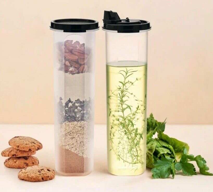 "Компактус" 1.1л для растительного масла + "Компактус" 1.1л для спагетти. Tupperware