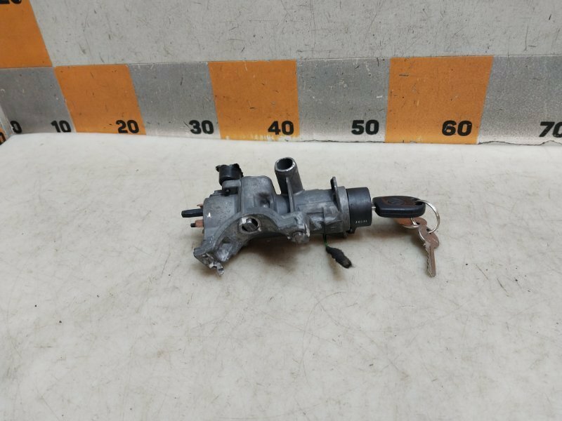 Б/У С ключом Замок зажигания Volkswagen Passat 1998 B5 449553 VAG арт. 4B0905851