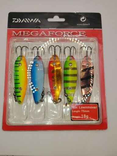 Блесны в наборе 5шт. Daiwa Megaforce Lawnmover, блесна-незацепляйка,18г, 75мм