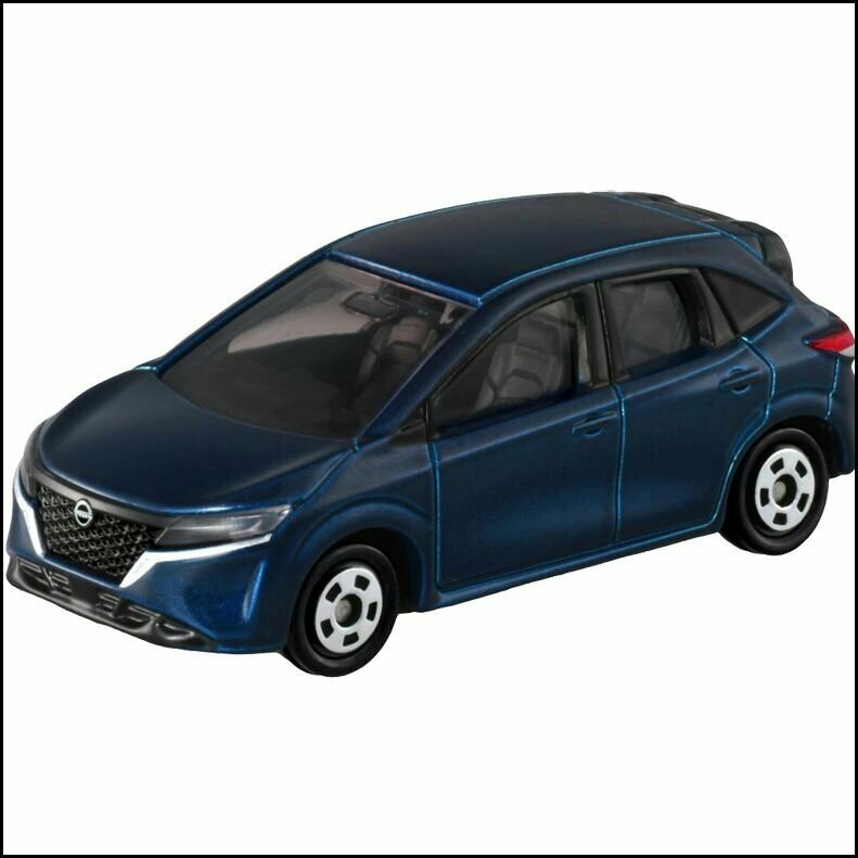 Машинка модель TAKARA TOMY 1/64 Nissan NOTE alloy car model