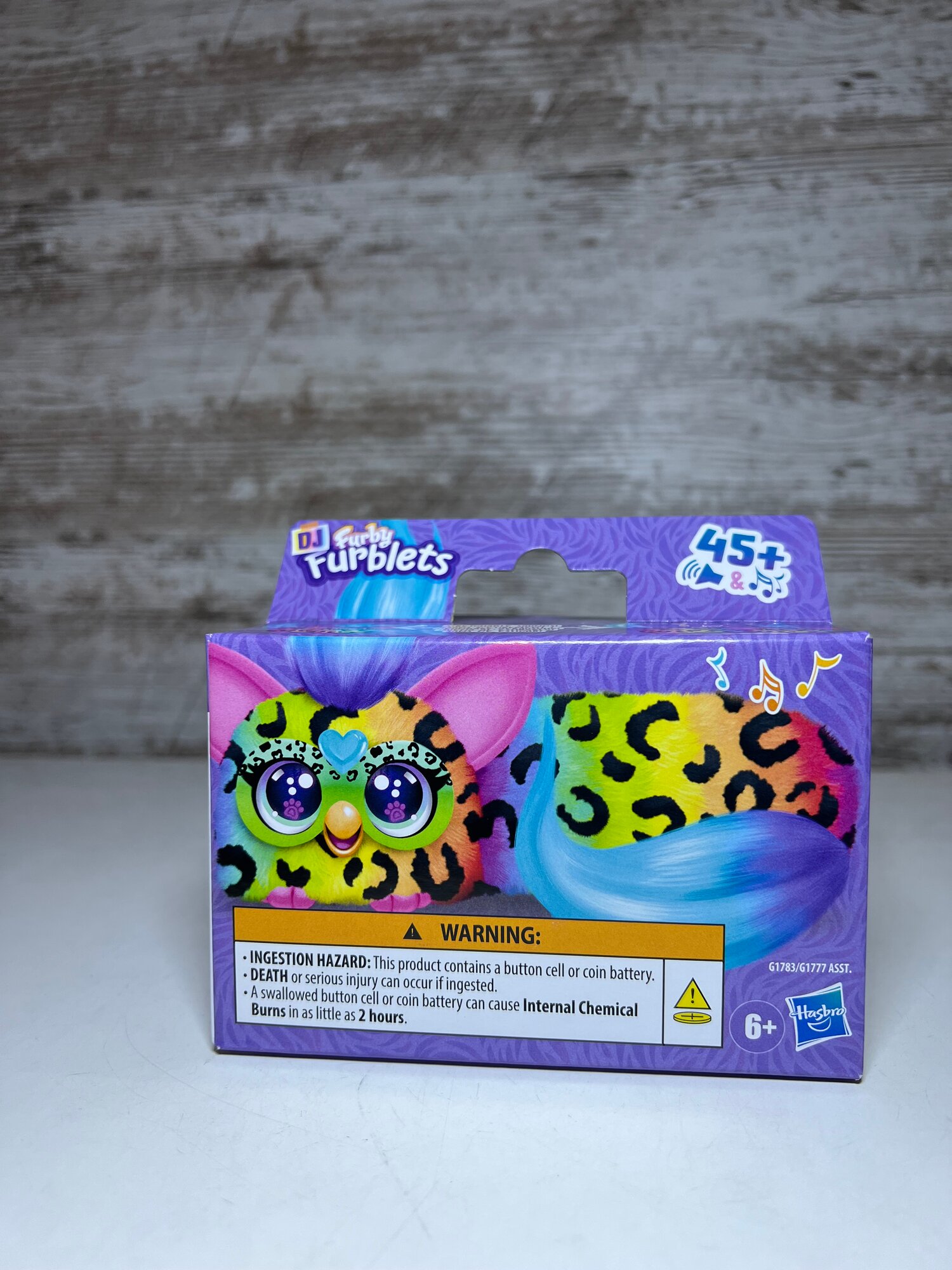 Ферби интерактивная игрушка Hasbro Furby DJ Furblets Rain-Bow-Kay, 10 см от Hasbro, можно растягивать, они могут петь