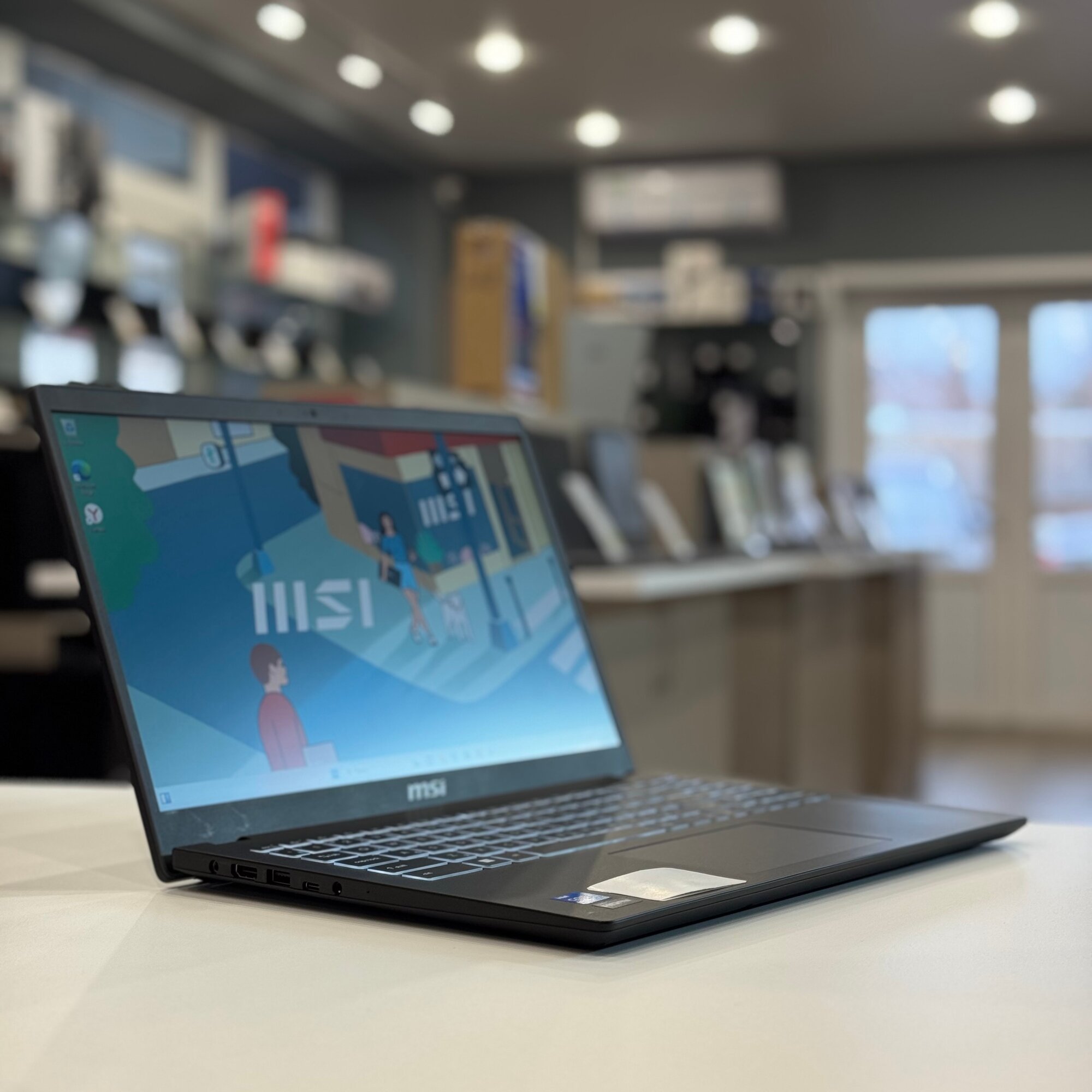 Ноутбук MSI Modern 15 H B13M-098RU