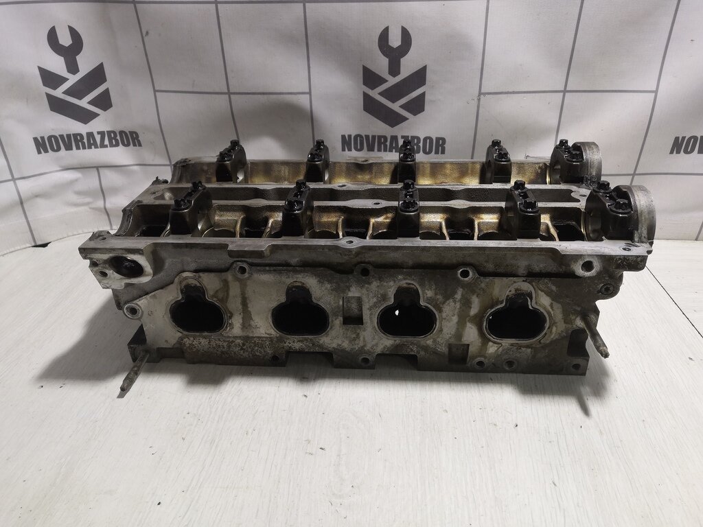 Головка блока цилиндров (ГБЦ) Ford Focus 1 1998-2004