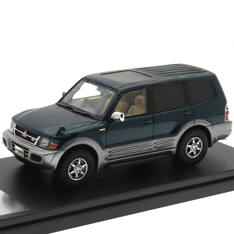 Модель автомобиля Mitsubishi Pajero 1999, цвет PAJERO (1999)-GR, 1:43