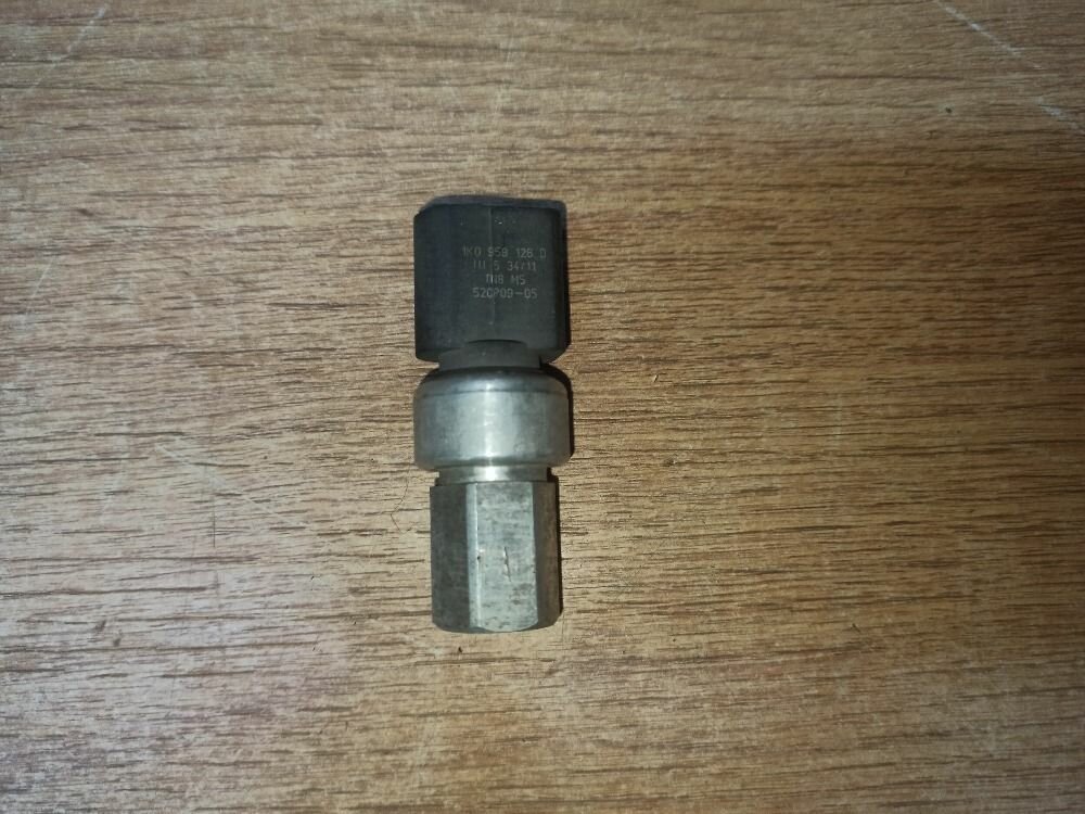 Датчик кондиционера VAG 5K0959126D Vw Audi Skoda 5K0959126D