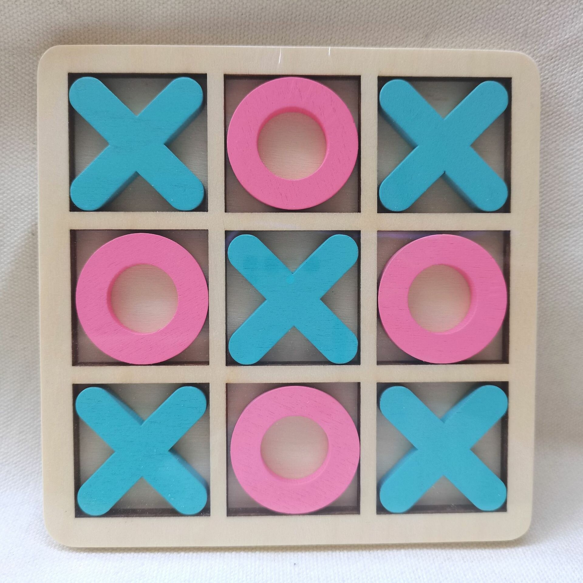 Деревянная игра в крестики-нолики сине-розовая для детей, 12,3x12,3x0,5 см обучающая настольная игра