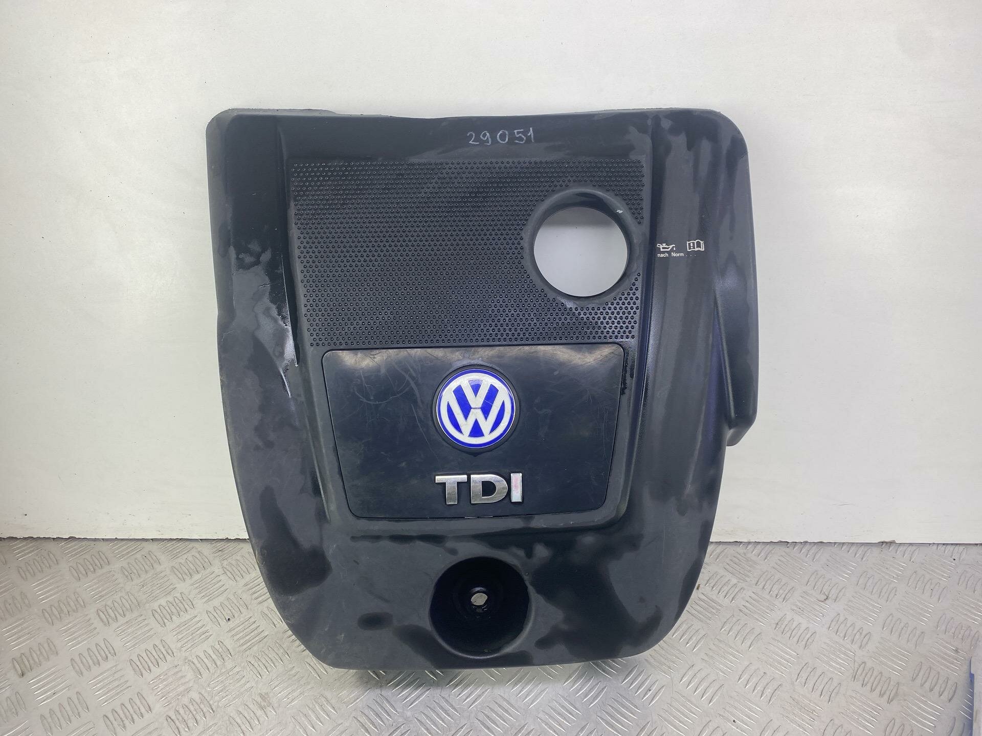Декоративная крышка двигателя Volkswagen Bora 1 2003 038103925BP