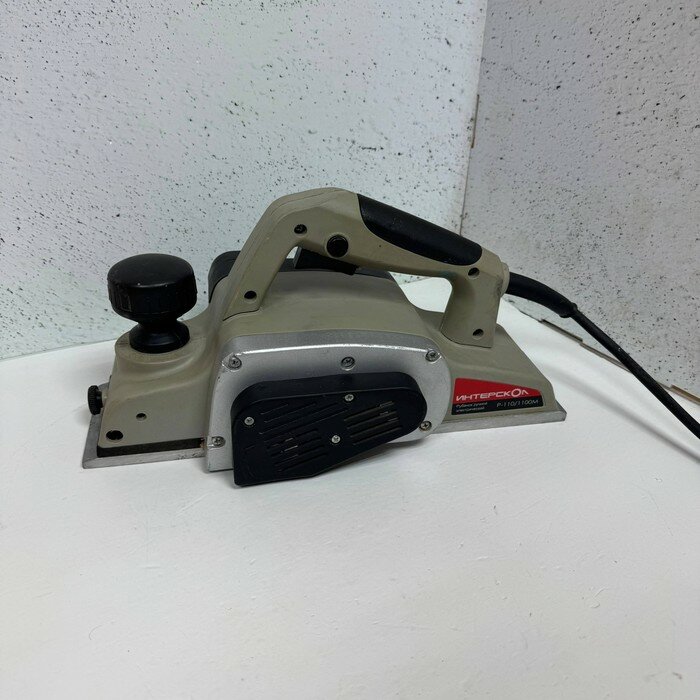 Рубанок Интерскол Р-110/1100М