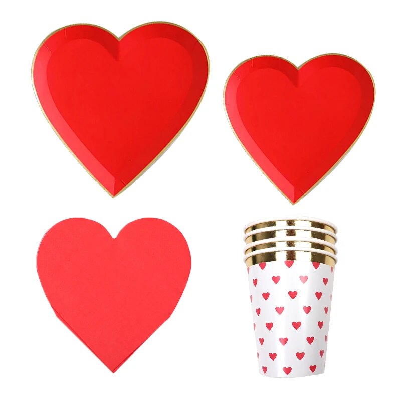 Красная посуда в форме сердца, 8 шт.