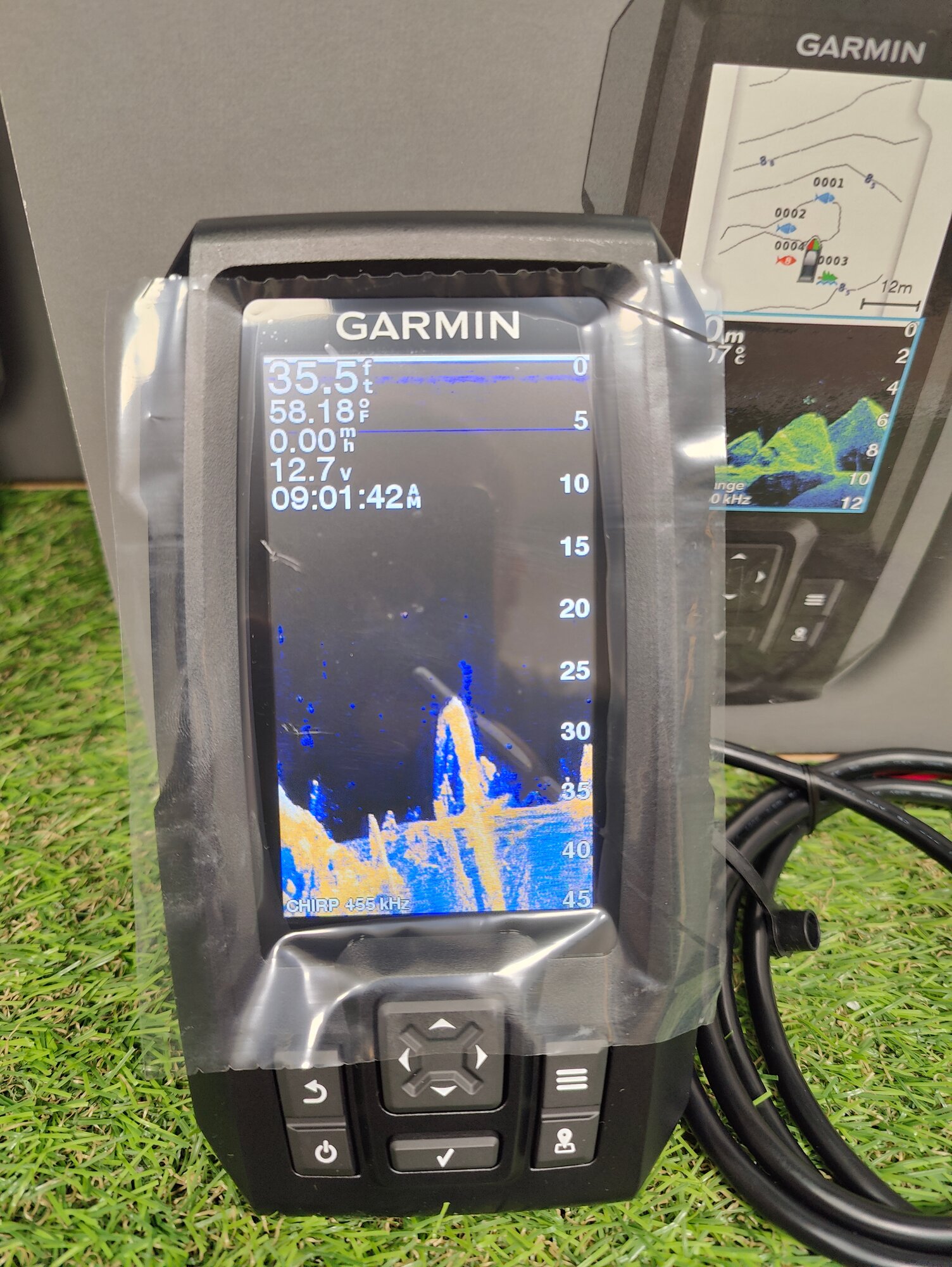 Эхолот Garmin Striker Vivid 4cv с датчиком GT20 010-02550-01