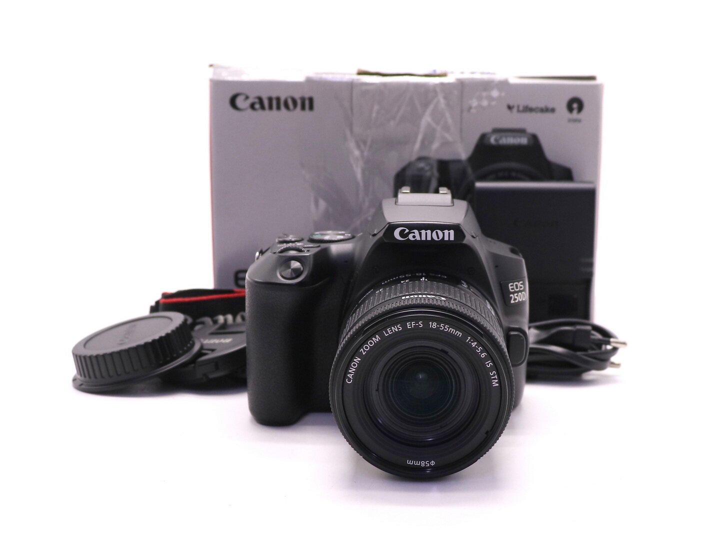 Камера Canon EOS 250D kit в упаковке (пробег 25000 кадров)