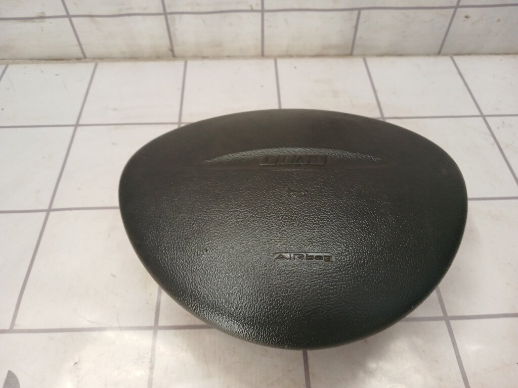 Подушка безопасности в руль Fiat Punto 2 (188) 99-10