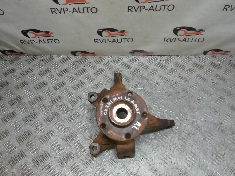 Кулак передний левый Chery M11 1.6 2010—2015 Chery