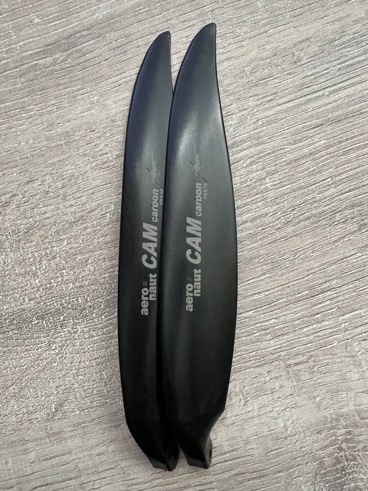 Комплект складных лопастей Aeronaut CAM Carbon 14x10 Xtreme из угленаполненного полиамида 2 шт