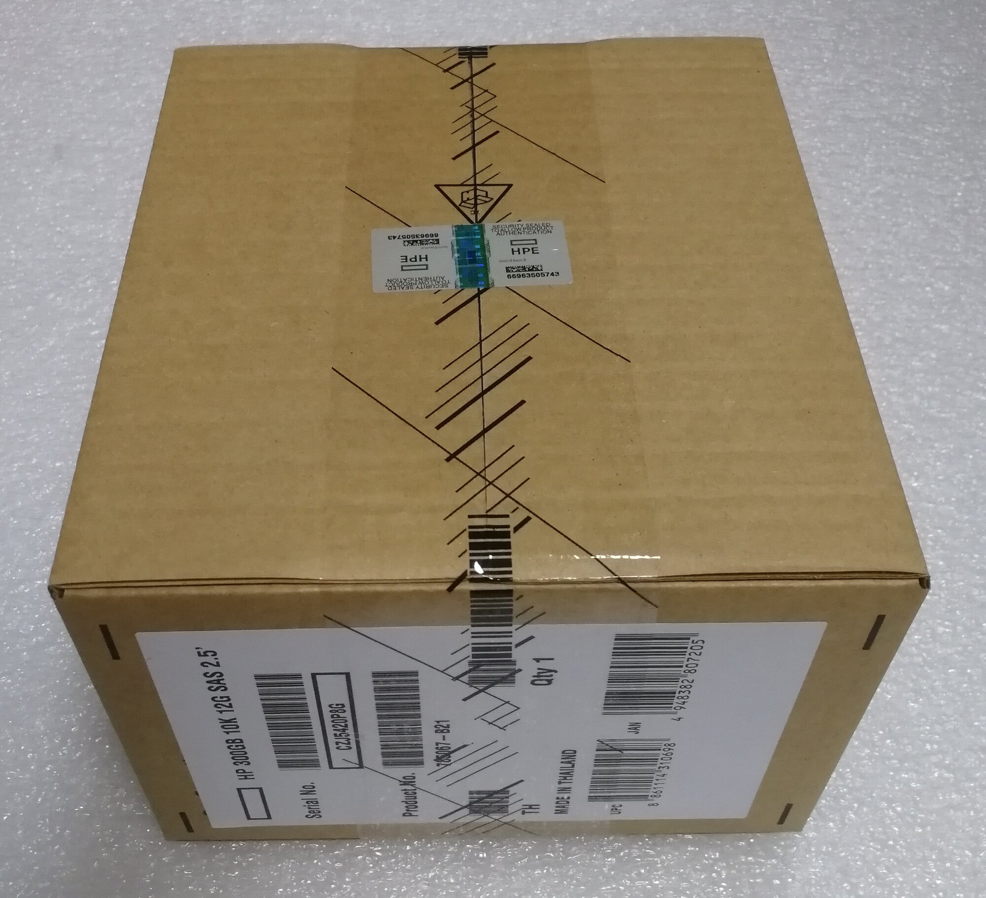 Жесткий диск HP 785067-B21 300 ГБ 10K 12G SAS SFF 2.5 серверный HDD 785410-001 768788-001 EG0300JEHLV