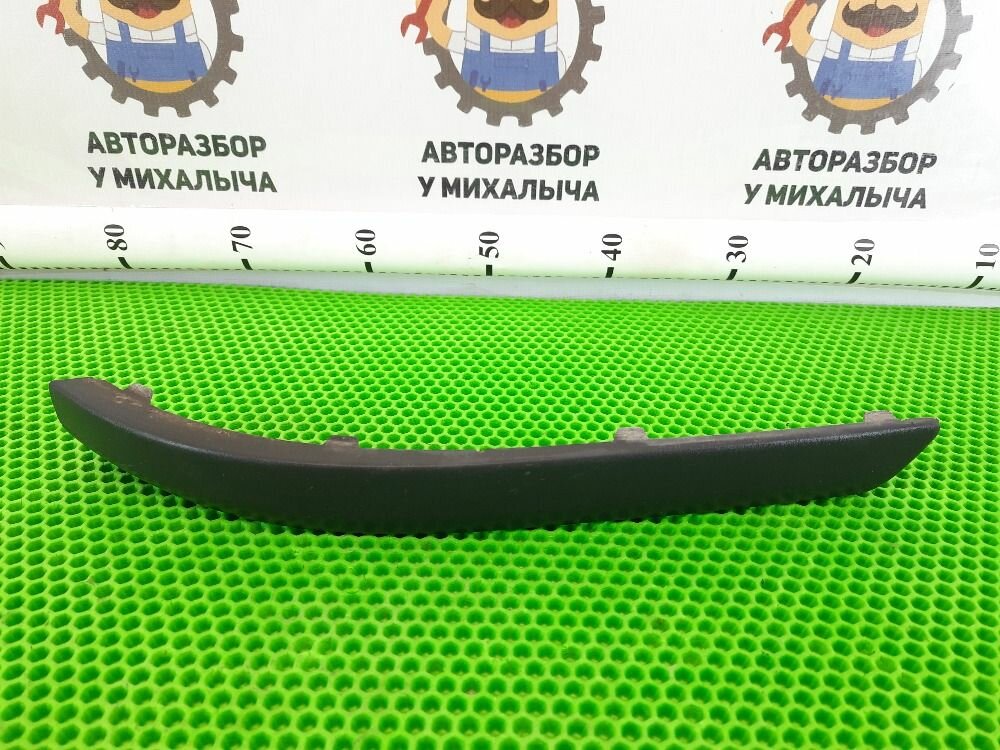 Молдинг бампера Ford Focus II (2005—2008) 5M5117C773