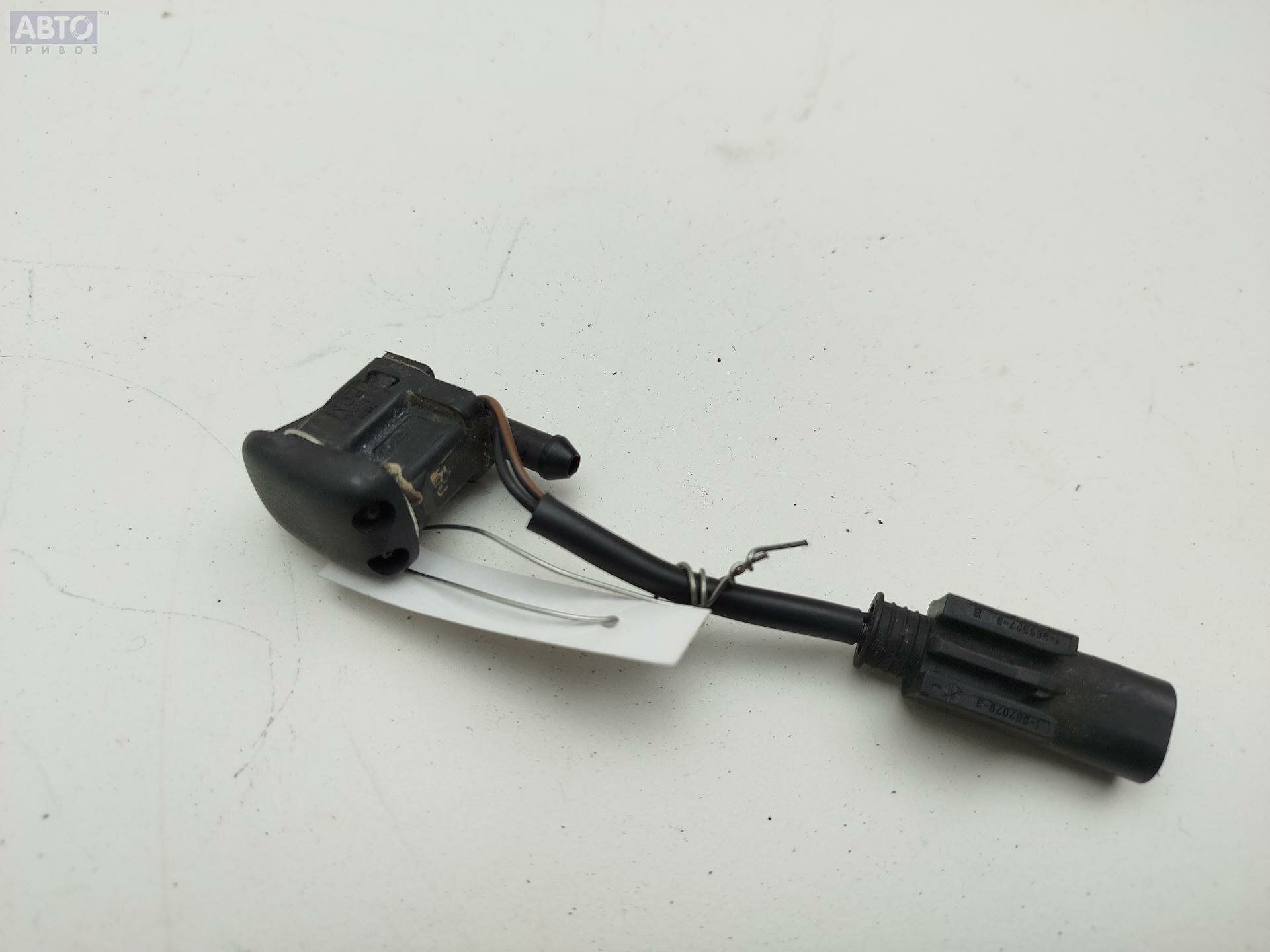 Форсунка омывателя BMW 5 E39 (1995-2003)