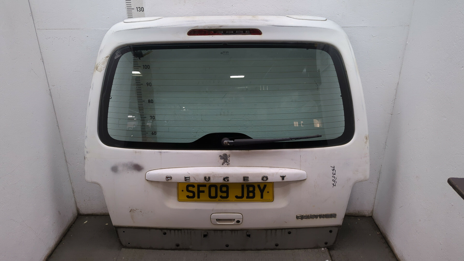 Крышка (дверь) багажника Peugeot Partner Б/У