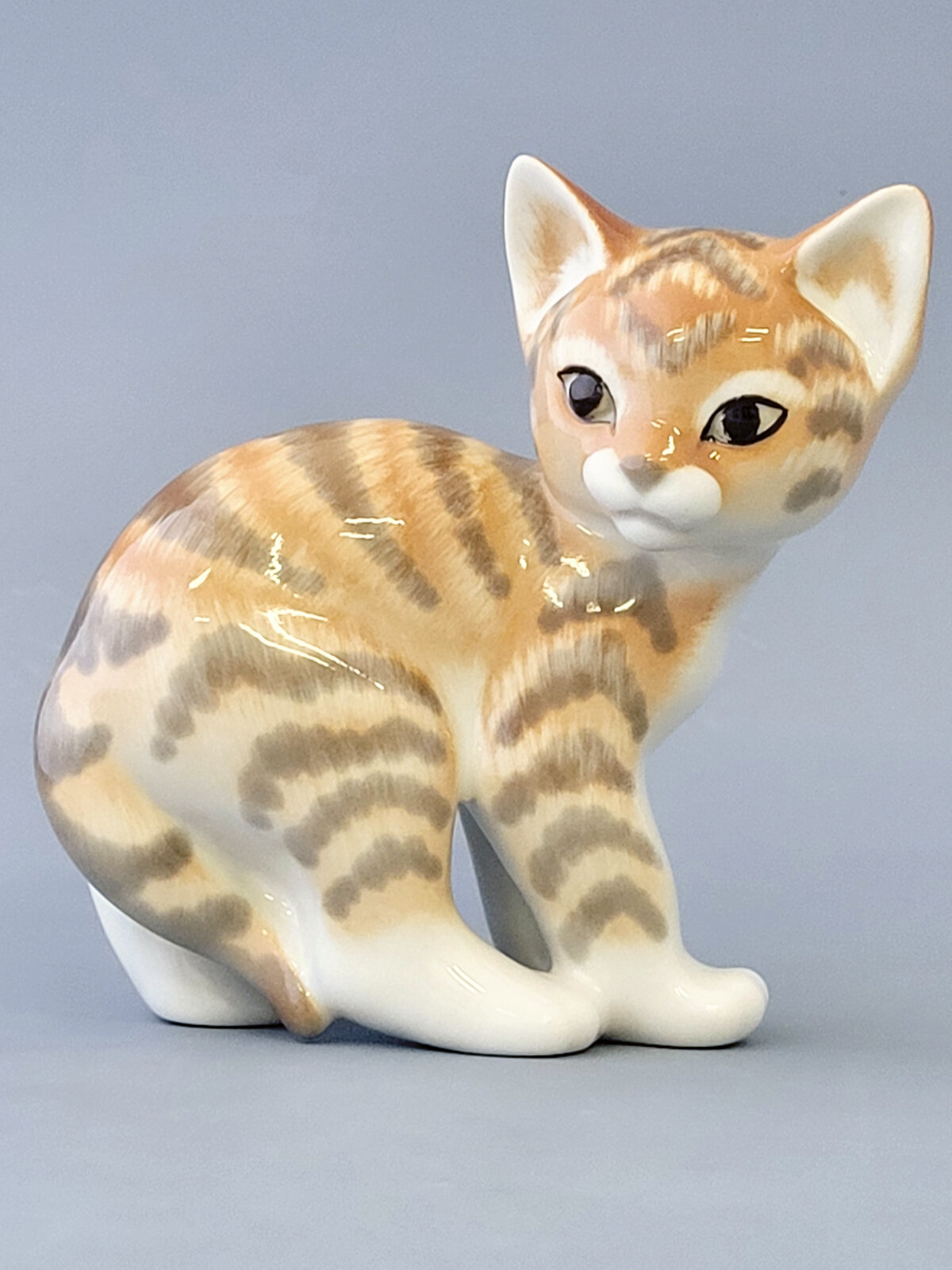 Фарфоровая скульптура Кошка Рыжая полосатая , Императорский фарфоровый завод