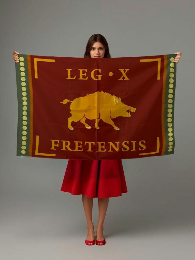 Флаг 10 Десятого легиона Римской империи, 70х105 см на шёлке для ручного древка