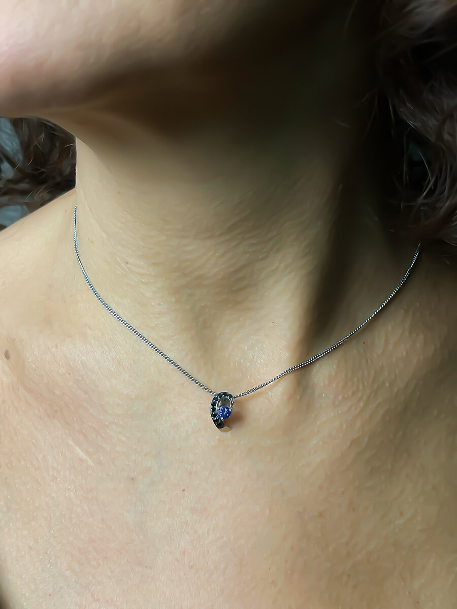 Подвеска, белое золото, 375 проба, чернение, родирование, бриллиант, танзанит