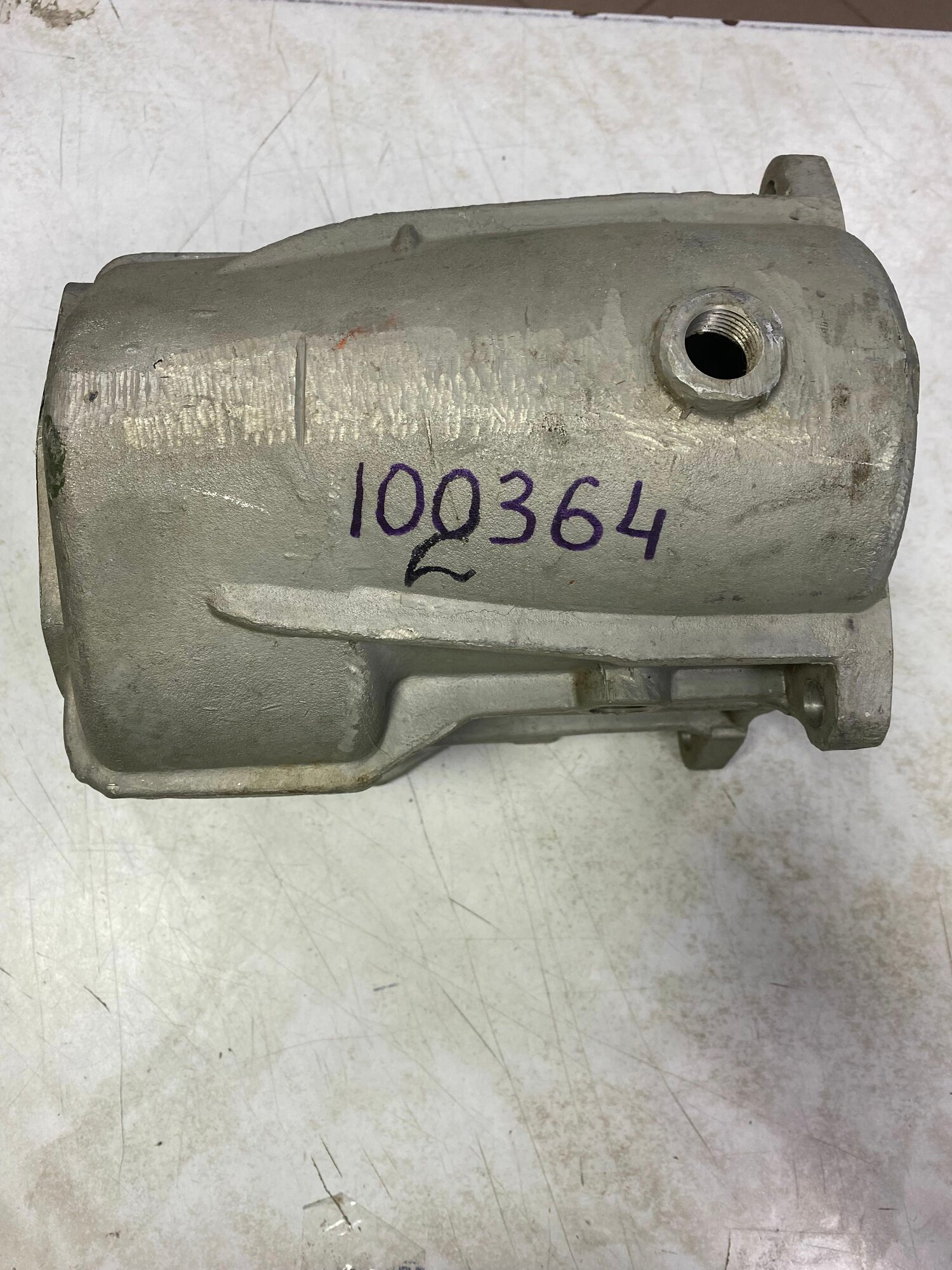 Картер КПП-4 передний для а/м Волга-2410 / 24-1701015-10