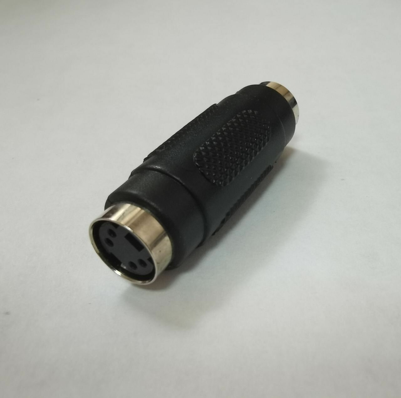 Vivanco, Короткий адаптер S-VHS (мама), Германия