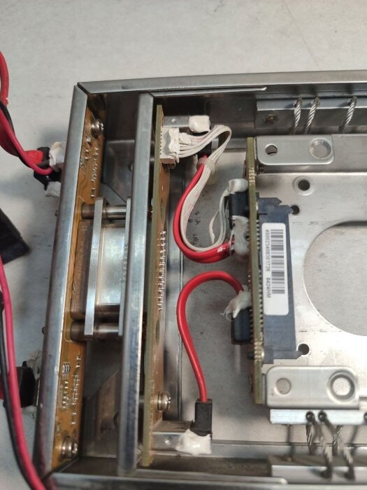 Салазки 3.5" на 2.5" на подвесах под 2 диска Sata/SSD 2.5"