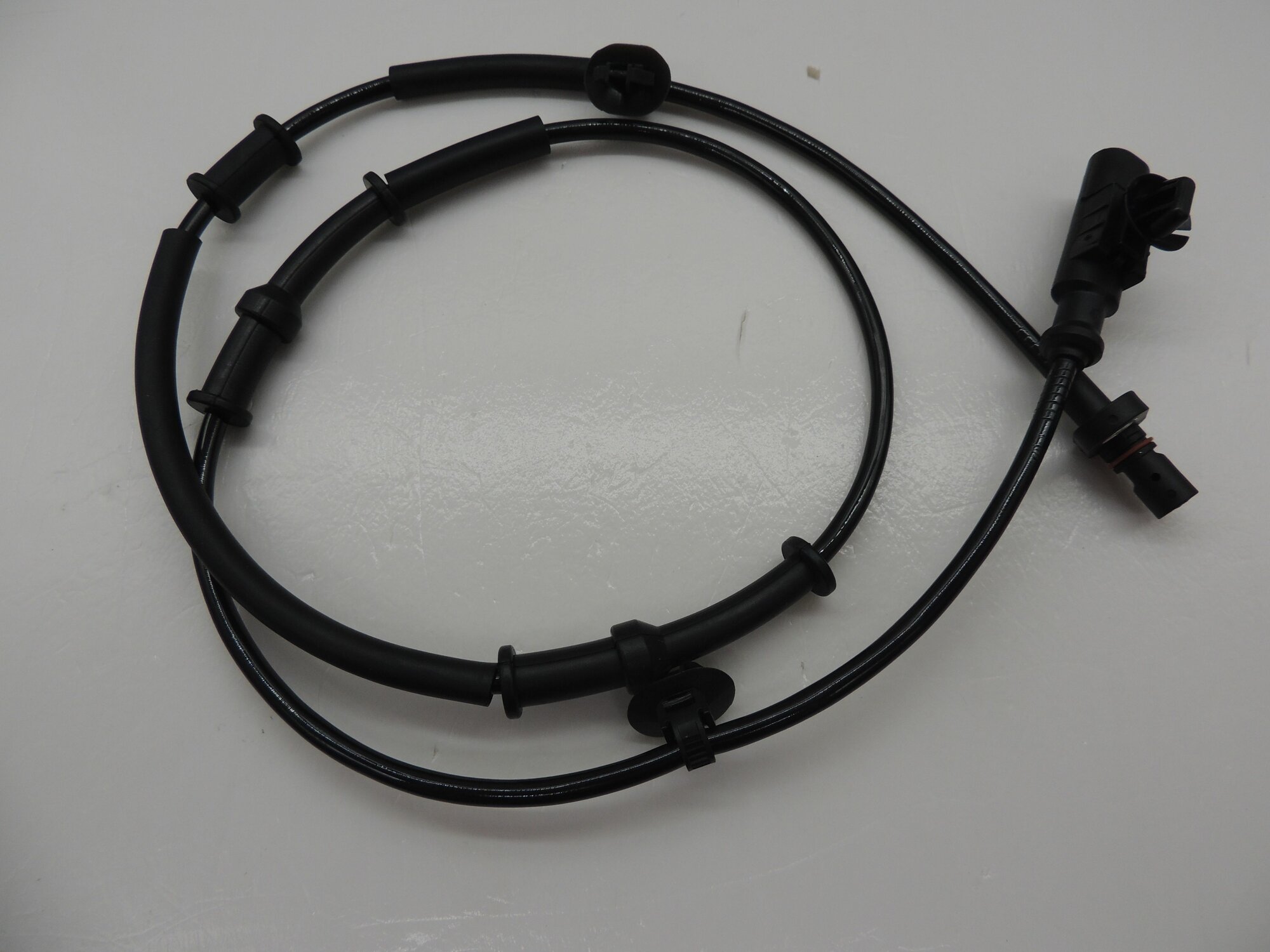 Датчик ABS 4061001800 Geely