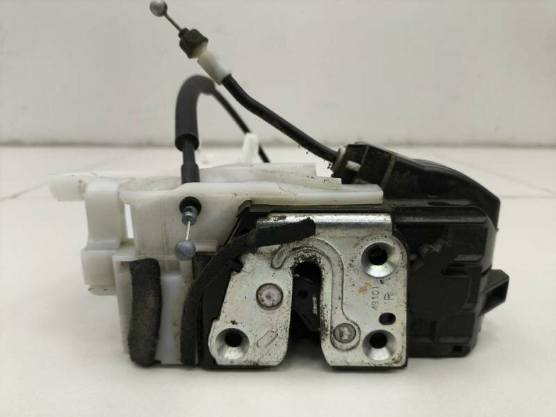 Замок двери передней правой Kia Ceed ED 2007-2012 кат.номер: 813201H060