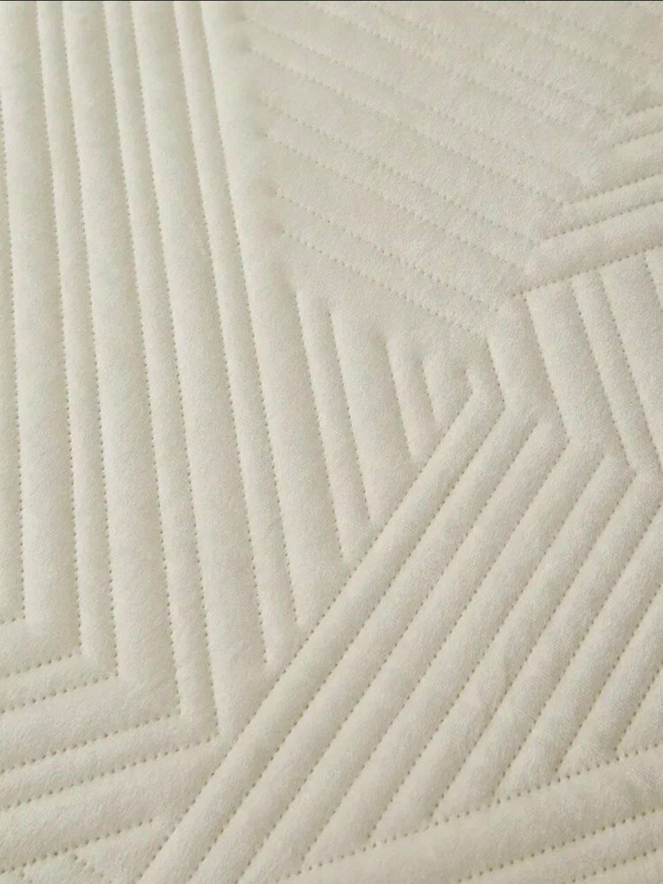 Pure color crystal velvet bed in autumn and winter, milk velvet bed cover 220x240cm, milky white — фото 1