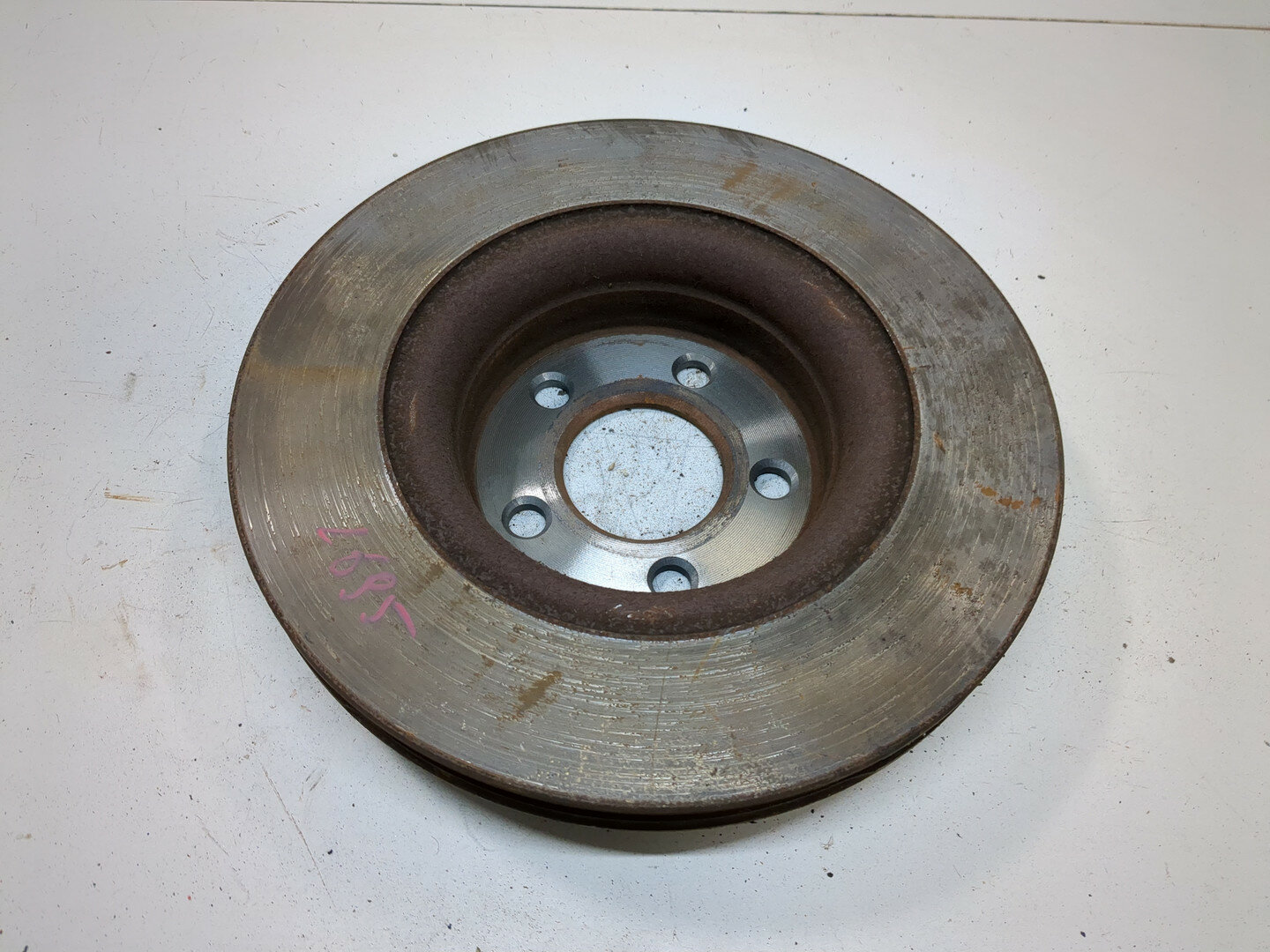 Диск тормозной передний Ford Mustang Б/У