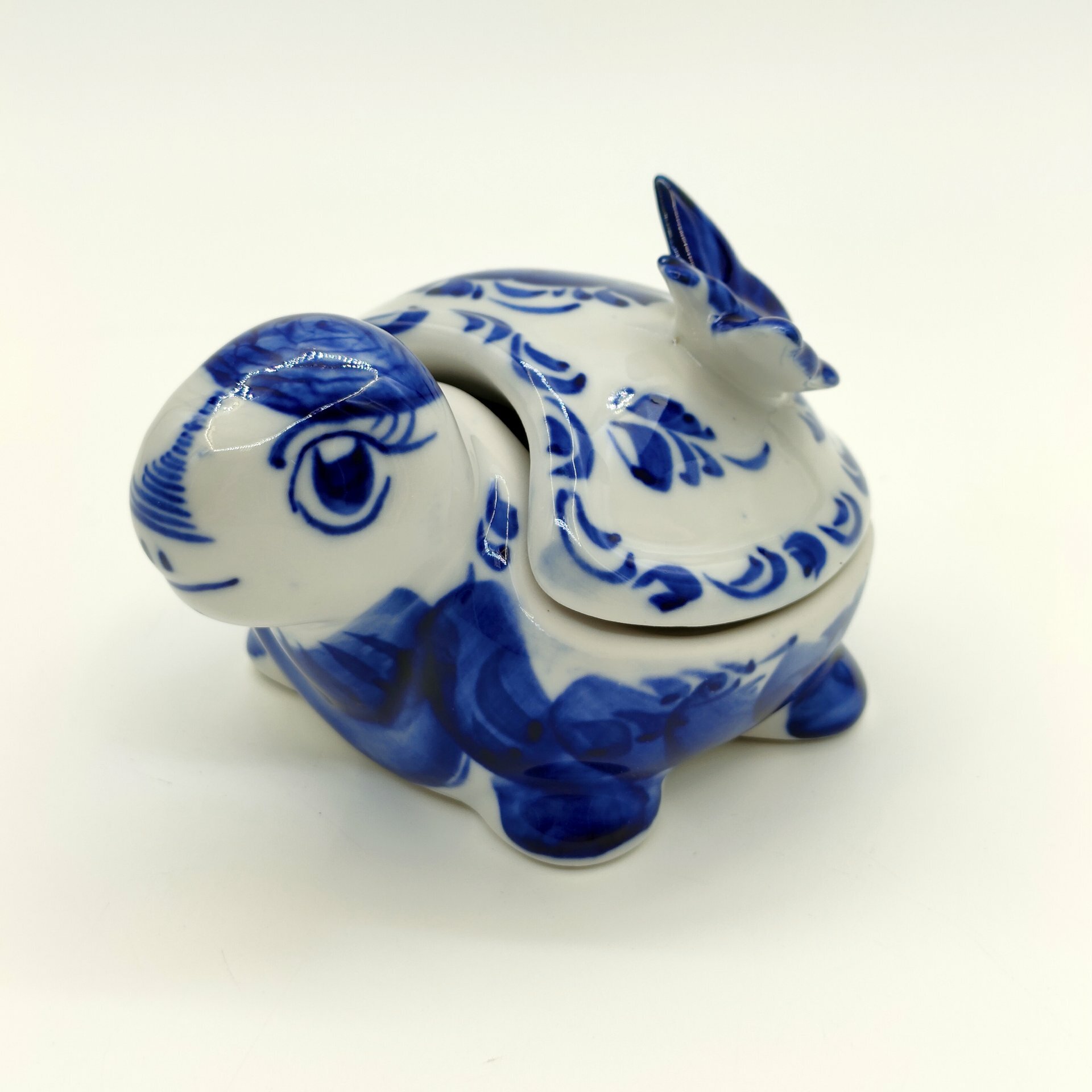 Шкатулка "Черепаха", Гжель, фарфор, роспись, Российская Федерация, 1991-2015 гг.