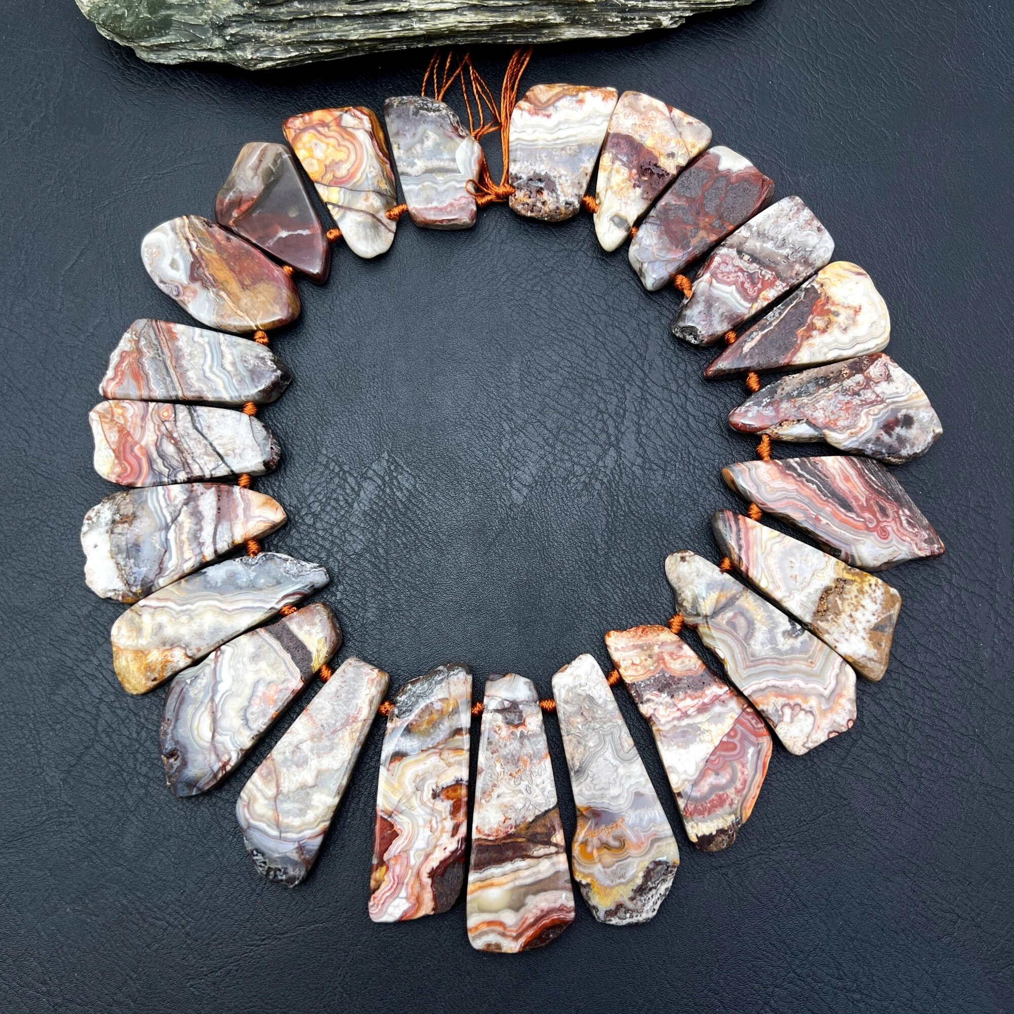 Мексиканские агаты бусины MARUCOL