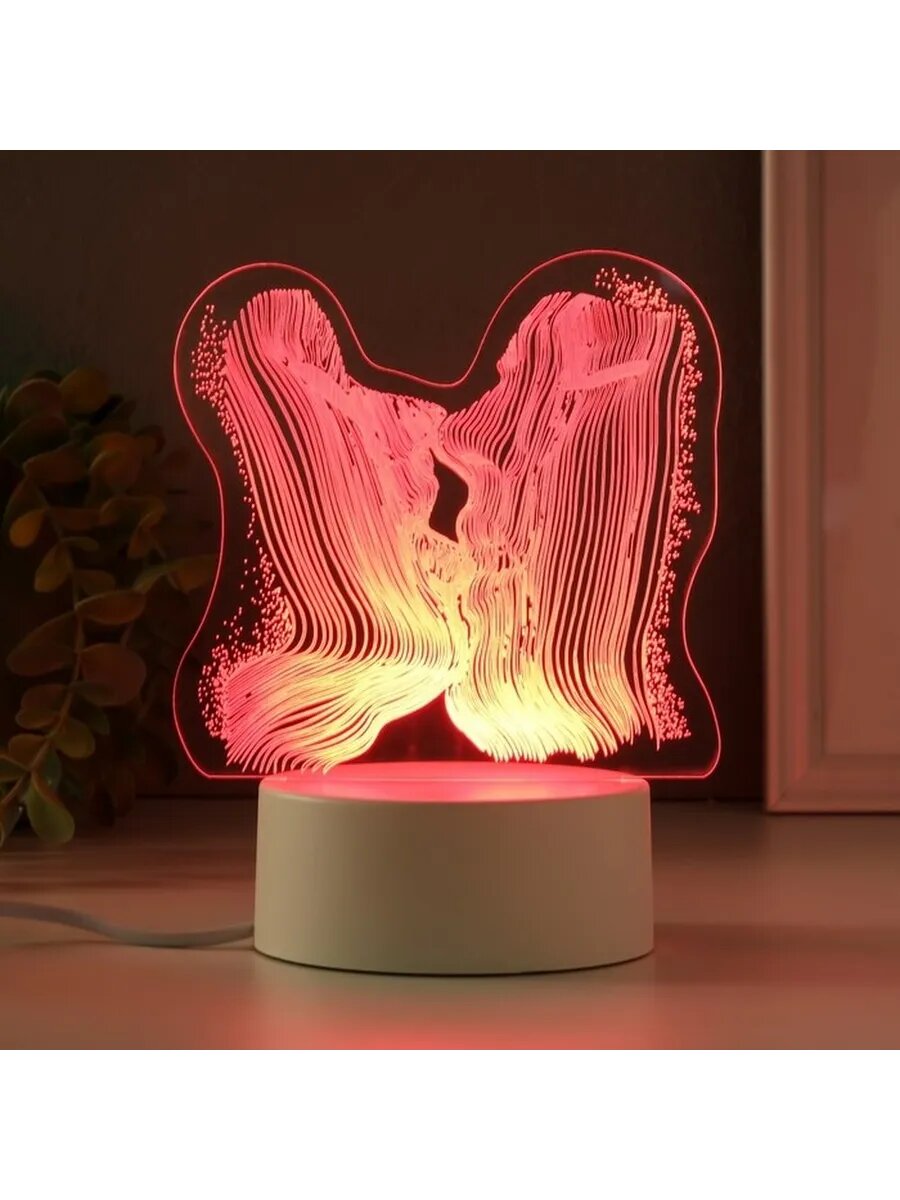 Стильный светильник с RGB-подсветкой для интерьера