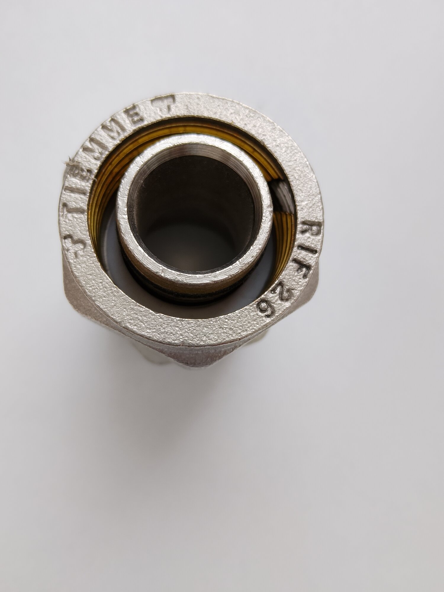 Муфта - цанга диам.26 на "1" наружн, хром. TIEMME