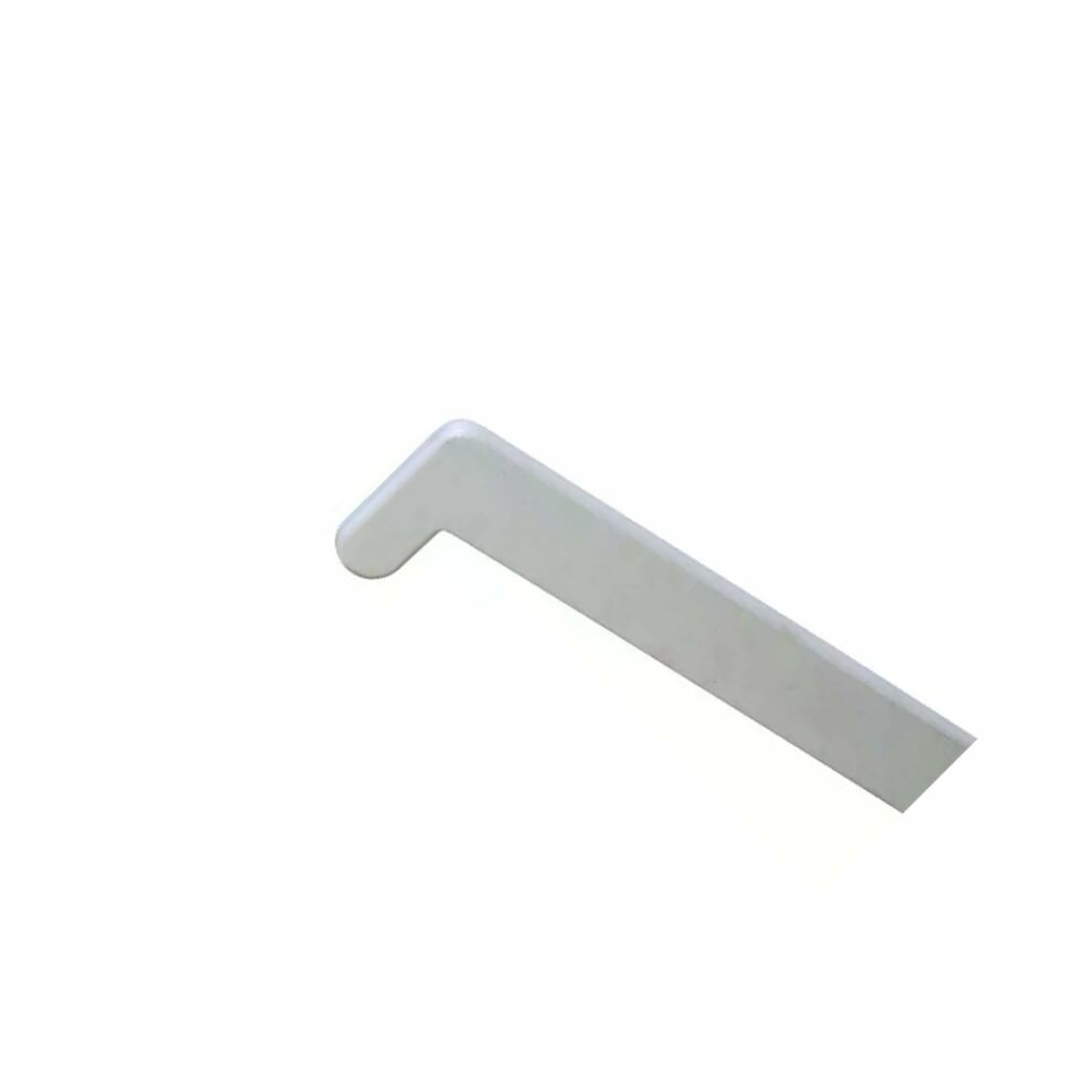 Накладка торцевая пластиковая для подоконника В-40 /700мм/ белая 1 шт