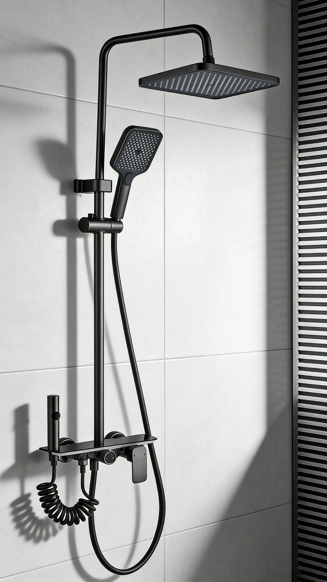 Душевая стойка Ceruttispa ARRIGO , матовая графит, с тропическим душем