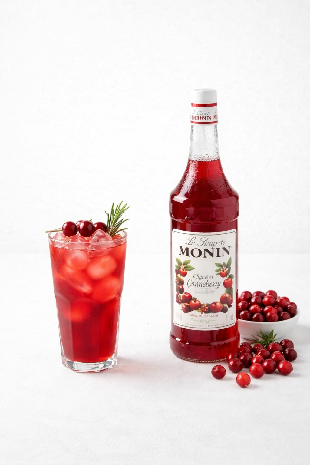 Сироп Monin Клюквенный для кофе, коктейлей и ягодных миксов