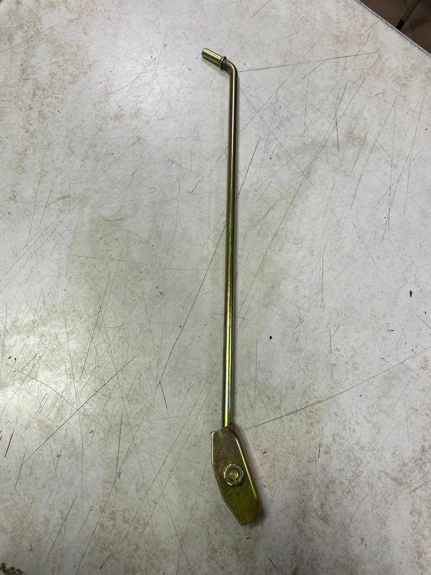 Ограничитель двери ГАЗ-2705 задка в сборе 2705-6306082