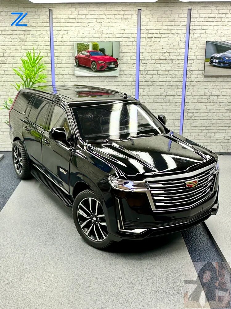 Металлическая машинка Cadillac Escalade 1:32