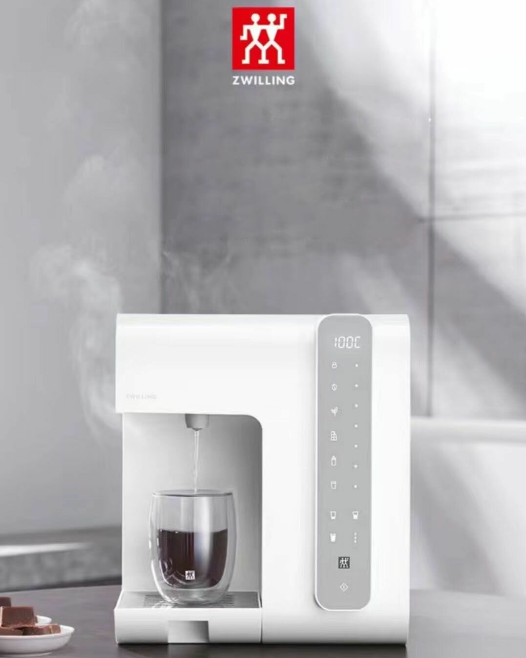 Немецкий бытовой интеллектуальный термостат-дозатор воды Zwilling, 2000 Вт -sz