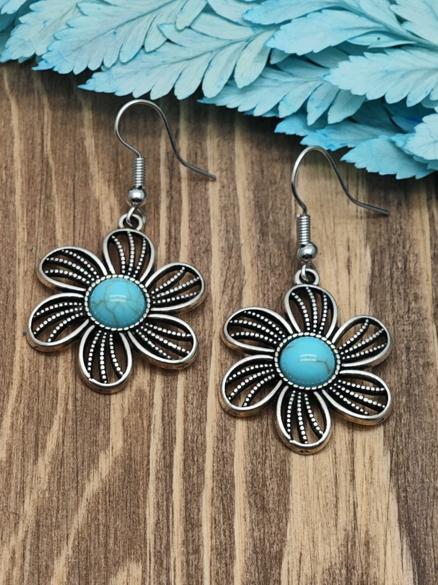 Серьги be self true, бирюза синтетическая, эмаль