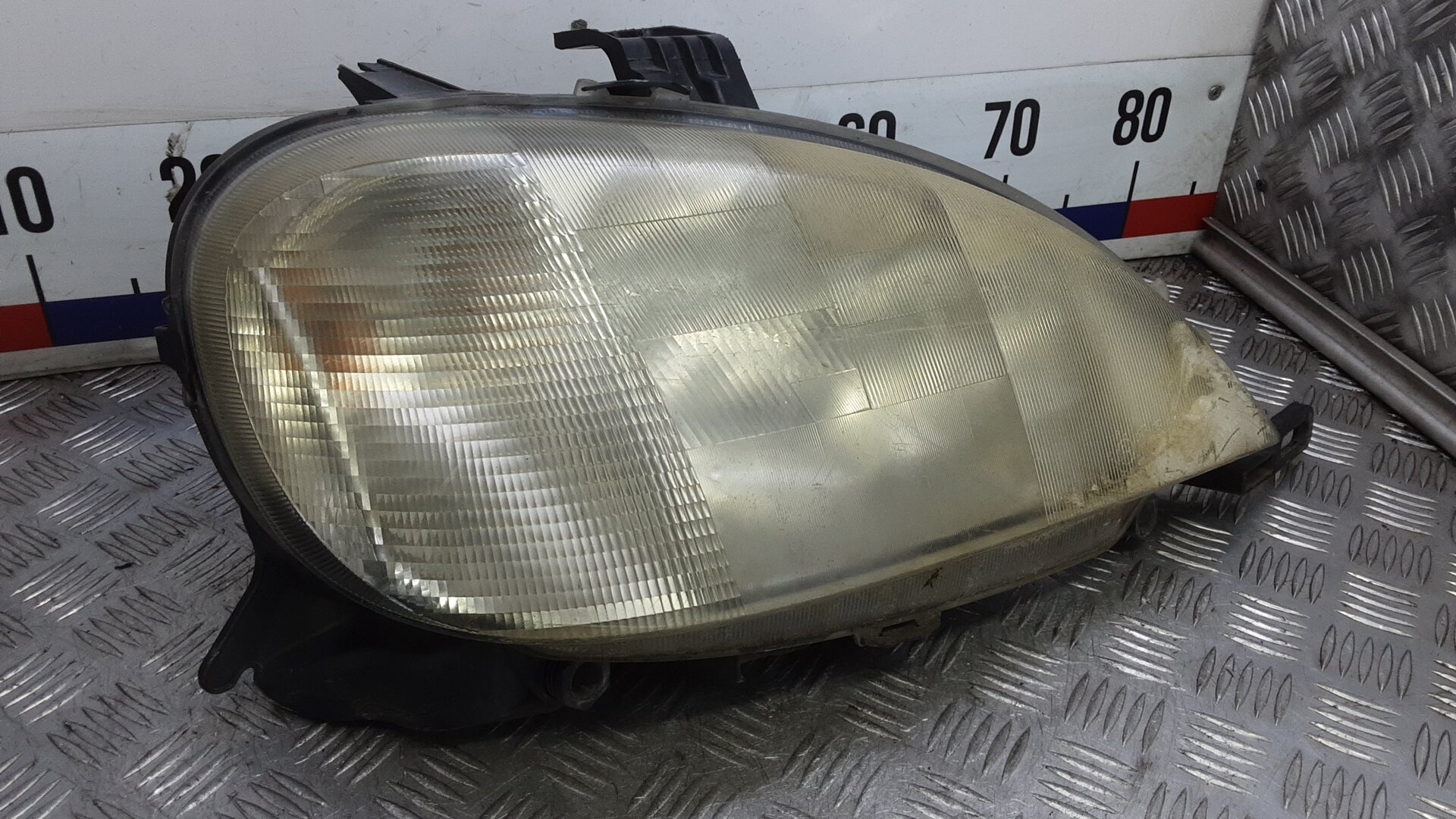 Фара правая MERCEDES BENZ M-CLASS W163, Номер Англия (правый руль)