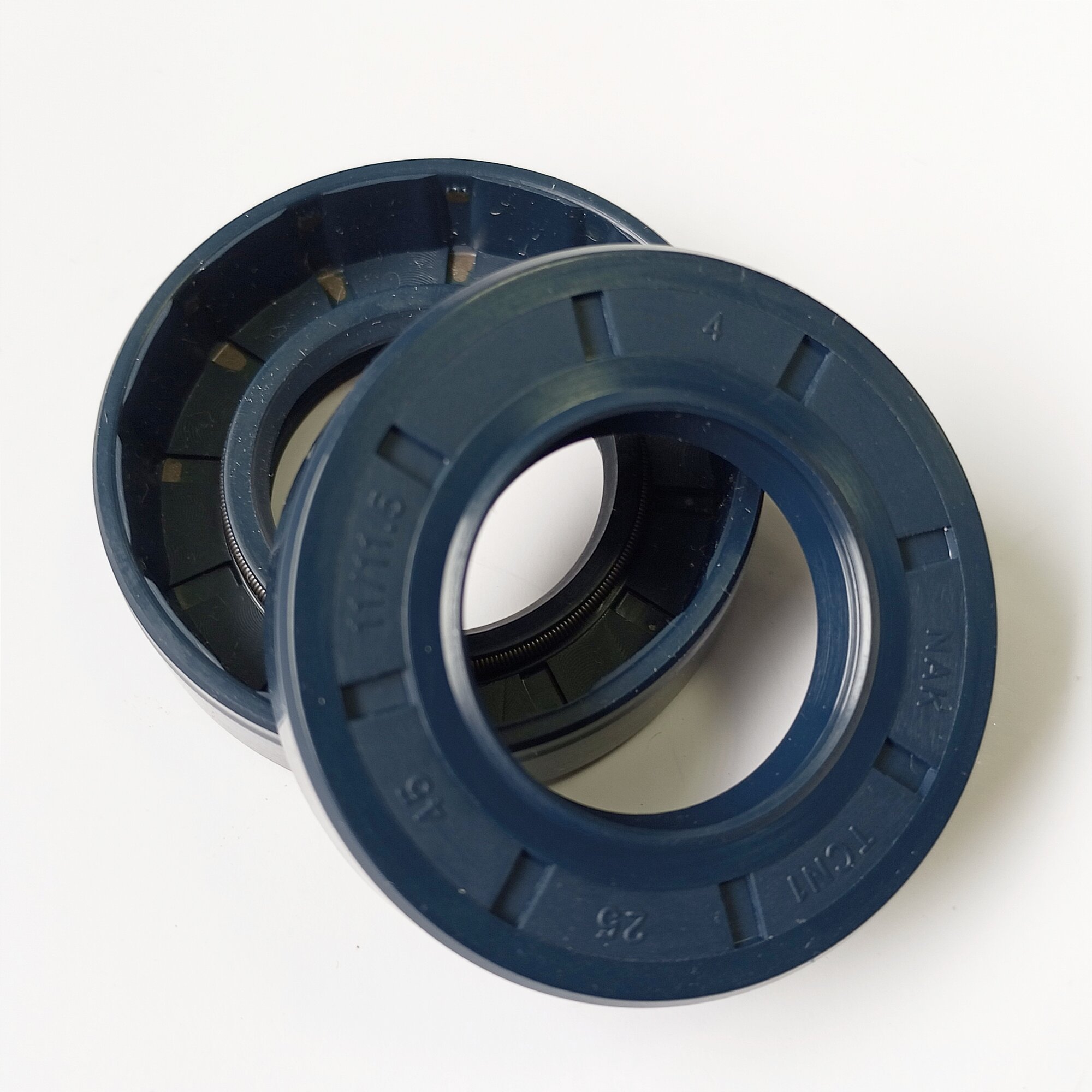 Сальник высокого давления 25x45x11/11.5 TCN1 NBR-80-B-01B/C/E NAK маслобензостойкий (манжета армированная)