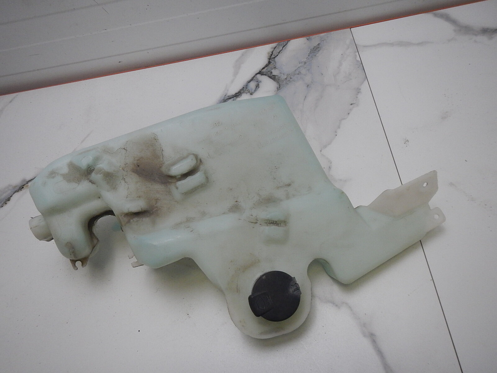 Б/У Бачок омывателя лобового стекла, ВАЗ (VAZ)-LADA XRAY LADA XRAY (15-) Без видимых повреждений. 617980 LADA арт. 28910...