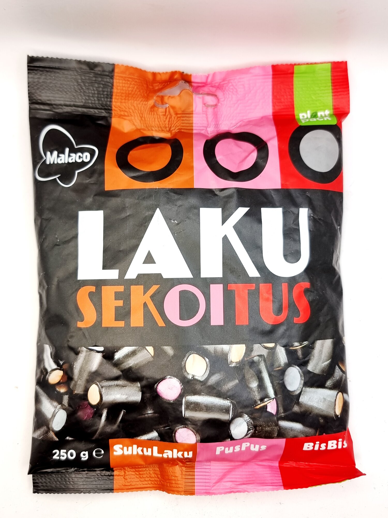 Жевательные конфеты лакричные Malaco LAKU sekoitus c фруктовыми начинками 250 г (из Финляндии)