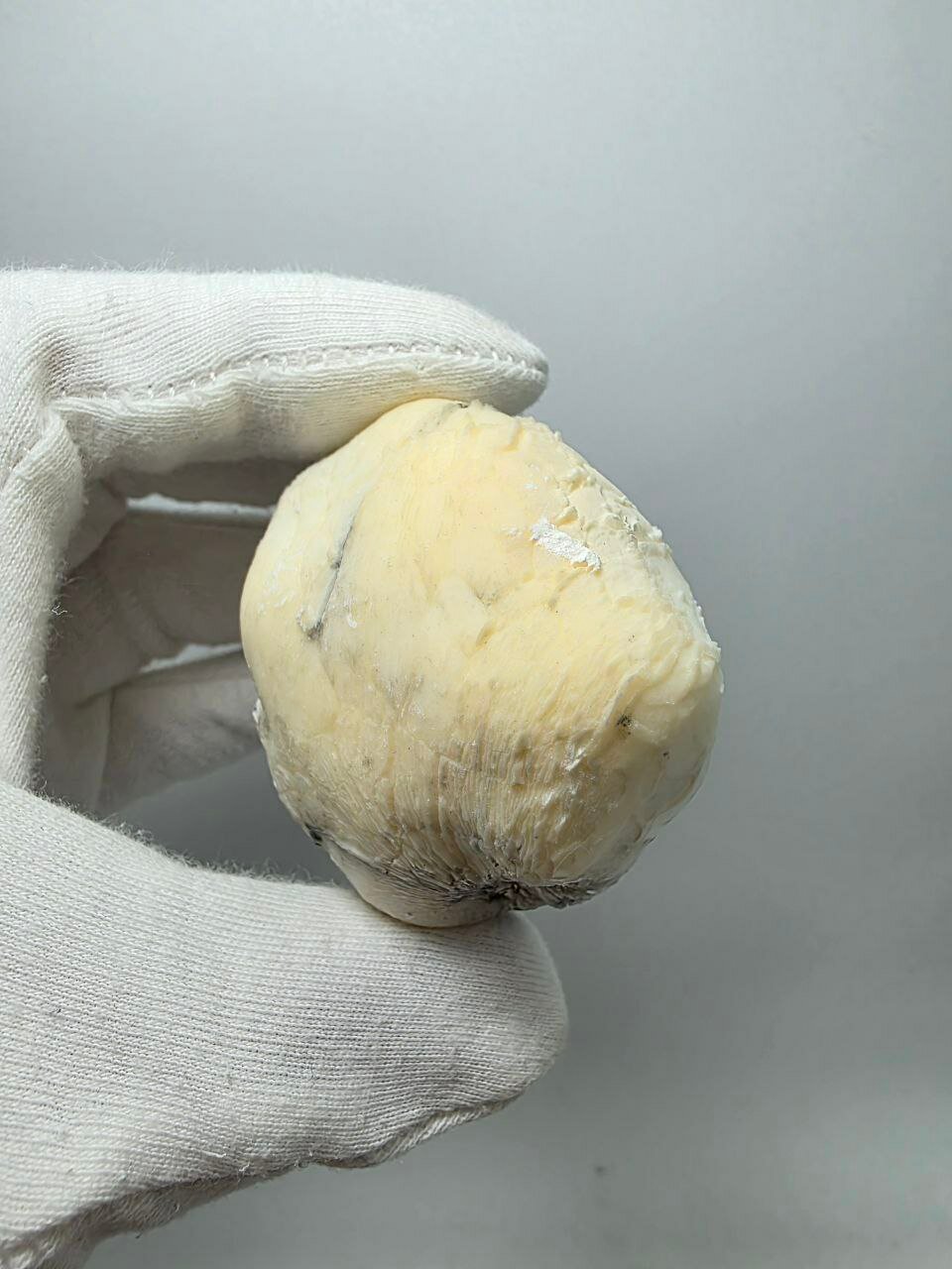 Кахолонг необработанный 60 мм, 129 г.