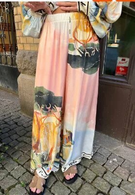 Комплект одежды