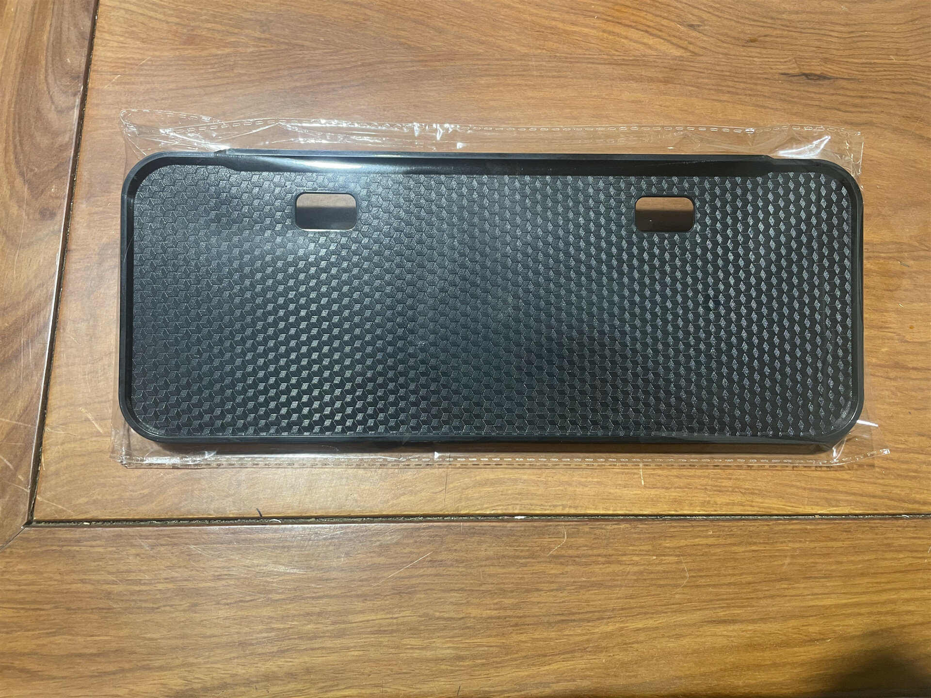 Кронштейн для телевизора, пластик, перфорированный пакет